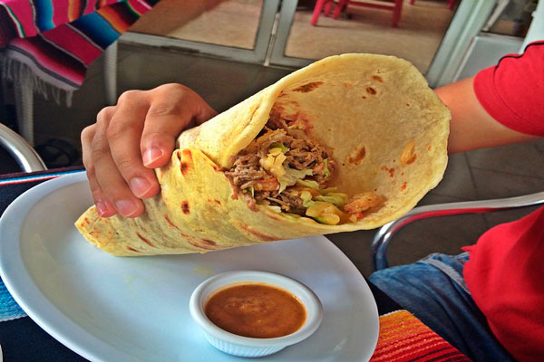 Comida chilanga ilimitada, por retos y hasta gratis - Máspormás