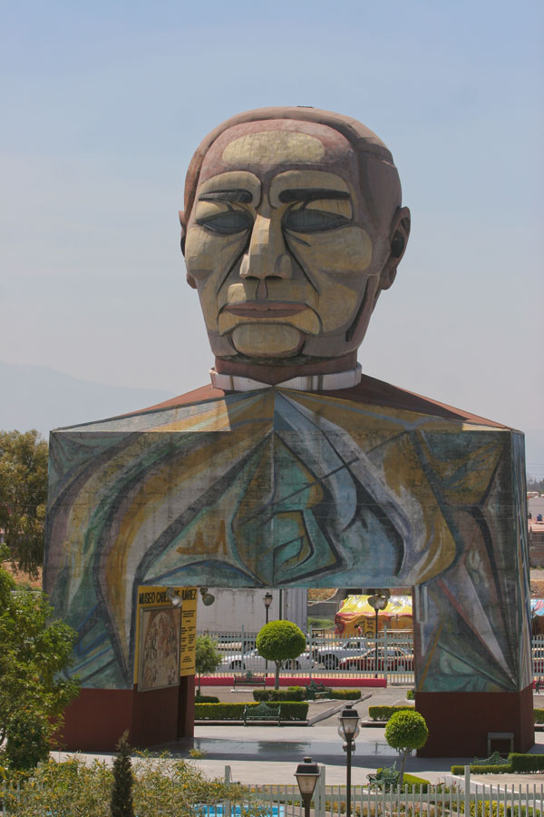 Un vistazo a la Cabeza de Juárez - Máspormás