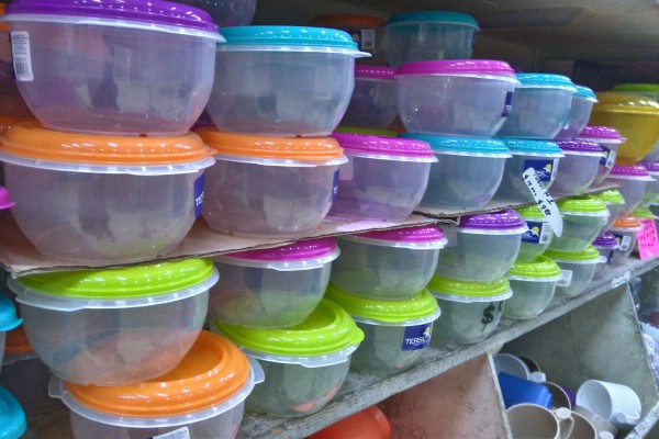 La calle del Centro Histórico donde venden plásticos